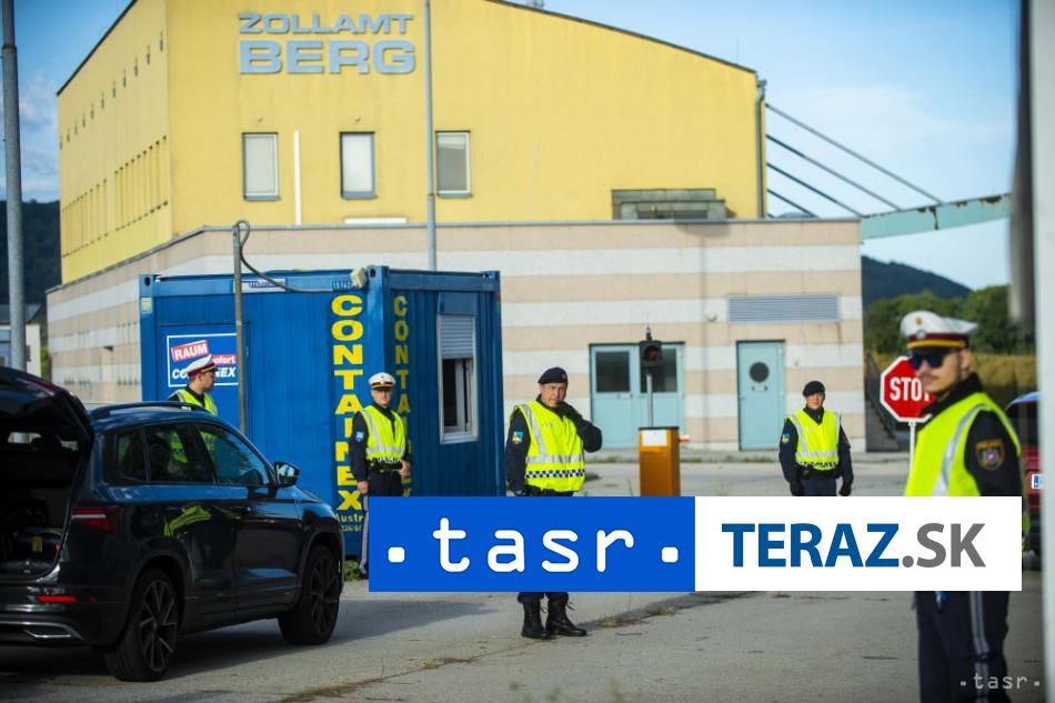 OBRAZOM: Kontroly na hraniciach s ČR, Rakúskom a Poľskom