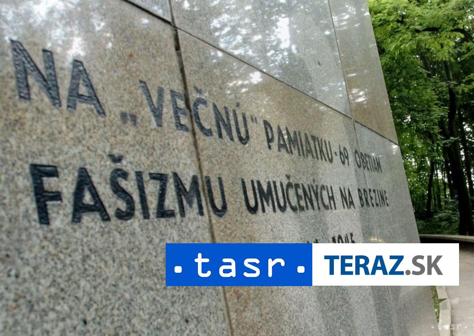 V Trenčíne začali s obnovou vlajkoslávy pri pamätníku na Brezine