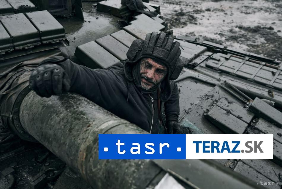 Británia: Rusko rozširuje obranné pozície na hraniciach s Ukrajinou