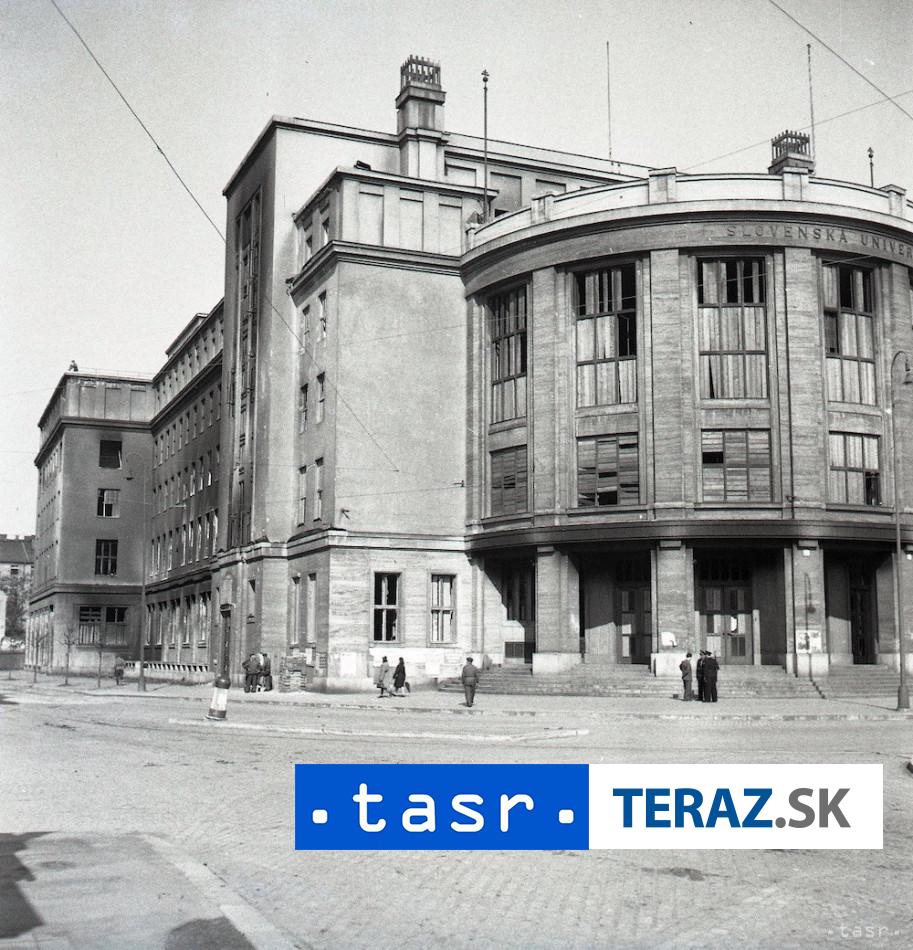 OBRAZOM: Takto vyzerala vojnou zničená Bratislava v roku 1945