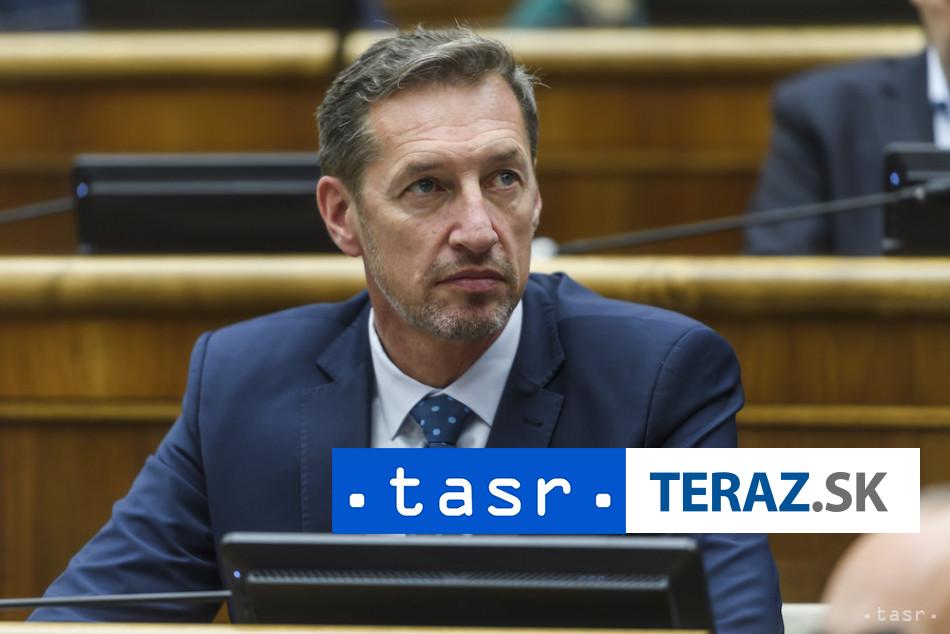 Opozícia reaguje na inauguráciu prezidenta