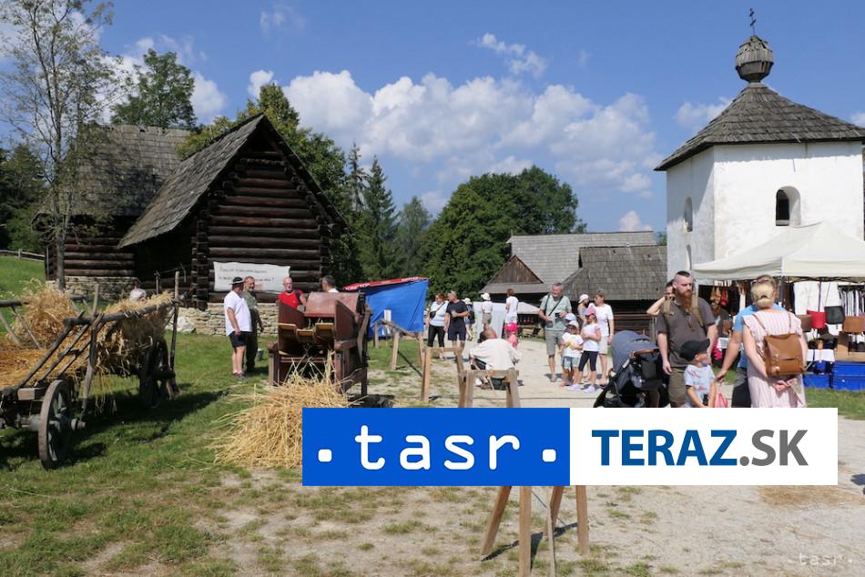 V Múzeu slovenskej dediny predvedú zber úrody a prípravy na zimu