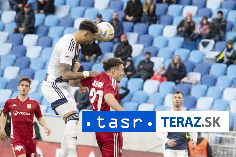 Futbalisti Slovana Bratislava len remizovali s Banskou Bystricou