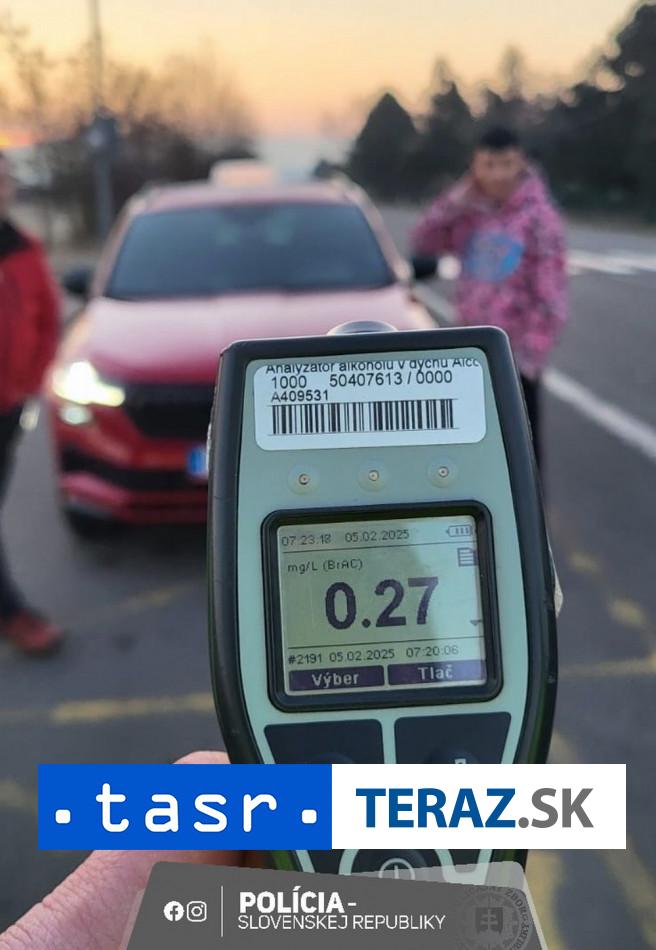 POLICAJTI NEVERILI: Študent autoškoly nafúkal počas tréningovej jazdy