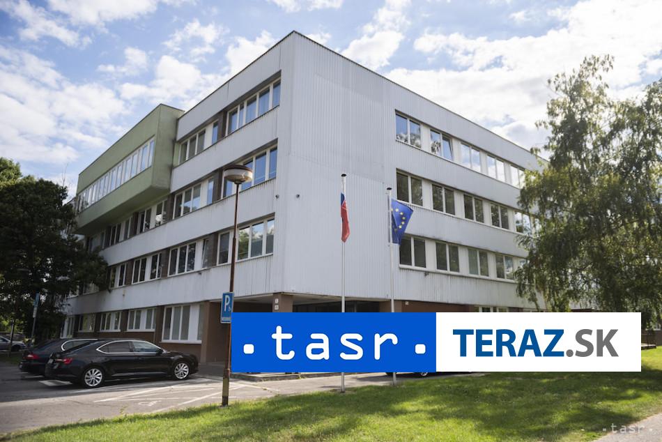 Predseda katastra Juraj Celler sa vzdal funkcie