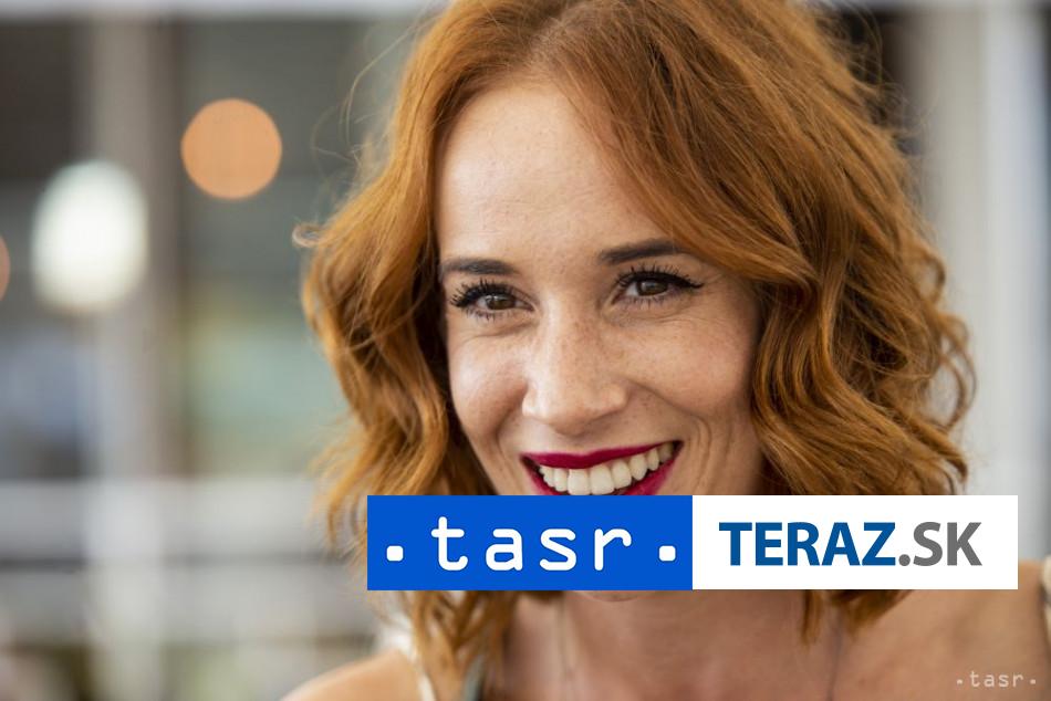 Vlny s T. Pauhofovou a T. Maštalírom predstavujú oficiálny trailer