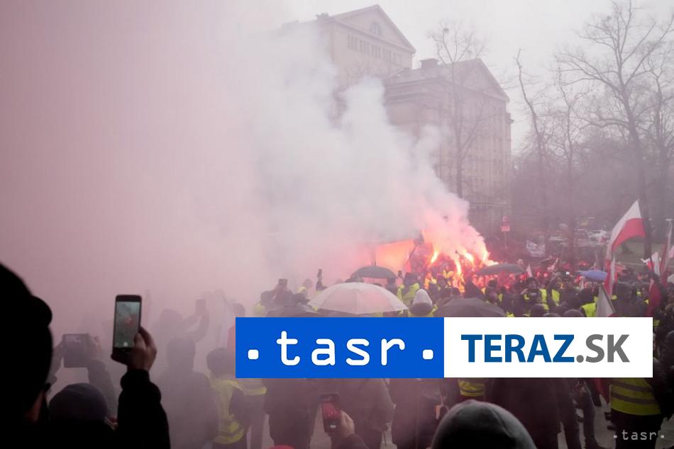 Kyjev odsúdil incident s ukrajinským obilím na hraniciach s Poľskom