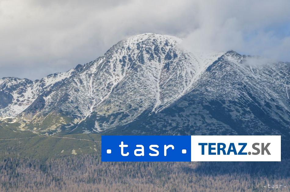 SHMÚ vydal výstrahy pre silný vietor na horách