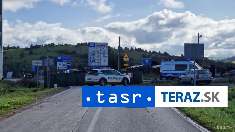 SÚHRN: Hranice kontrolujú, niektoré priechody s Poľskom uzavreli