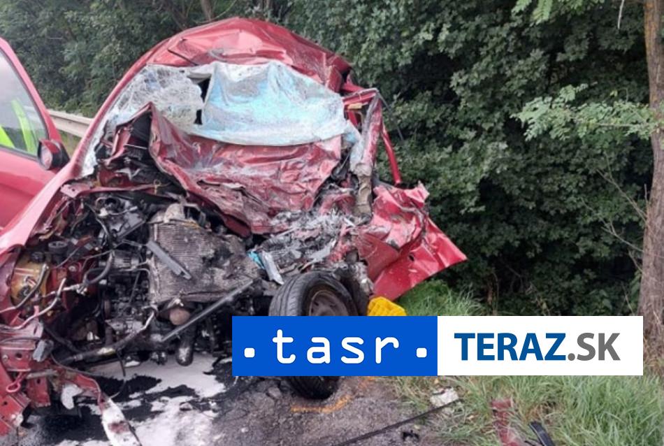 TRAGICKÁ NEHODA: Pri obci Ľuboreč prišiel o život 40-ročný vodič