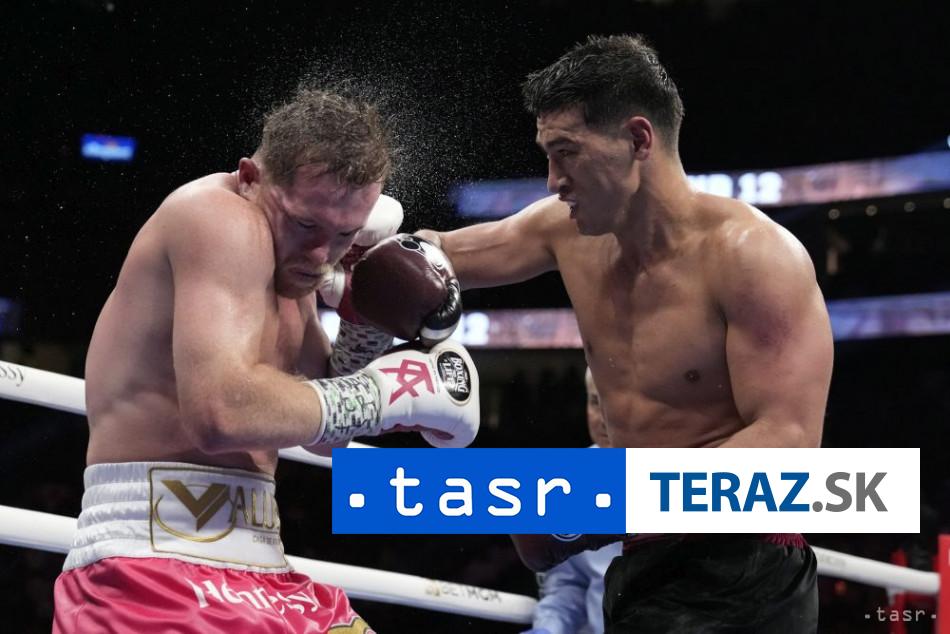 Boxer Bivol zdolal Alvareza na body a obhjájil titul majstra sveta WBA