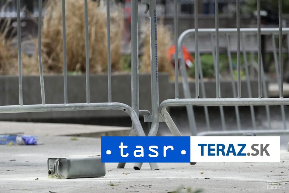 Pred súdom v New Yorku sa zapálil muž, je v kritickom stave