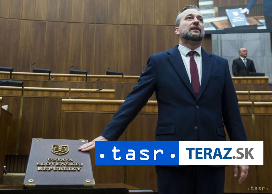 KDH chce odvolať Ľ. Blahu z postu podpredsedu parlamentu