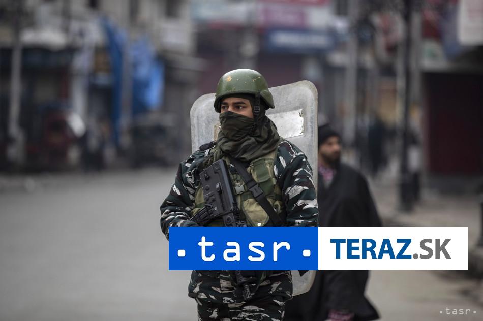 Indická armáda zneškodnila dvoch ozbrojencov v Kašmíre