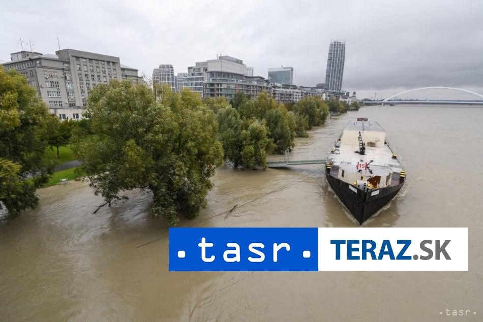 Dunaj v Bratislave kulminoval pri výške asi 950 centimetrov