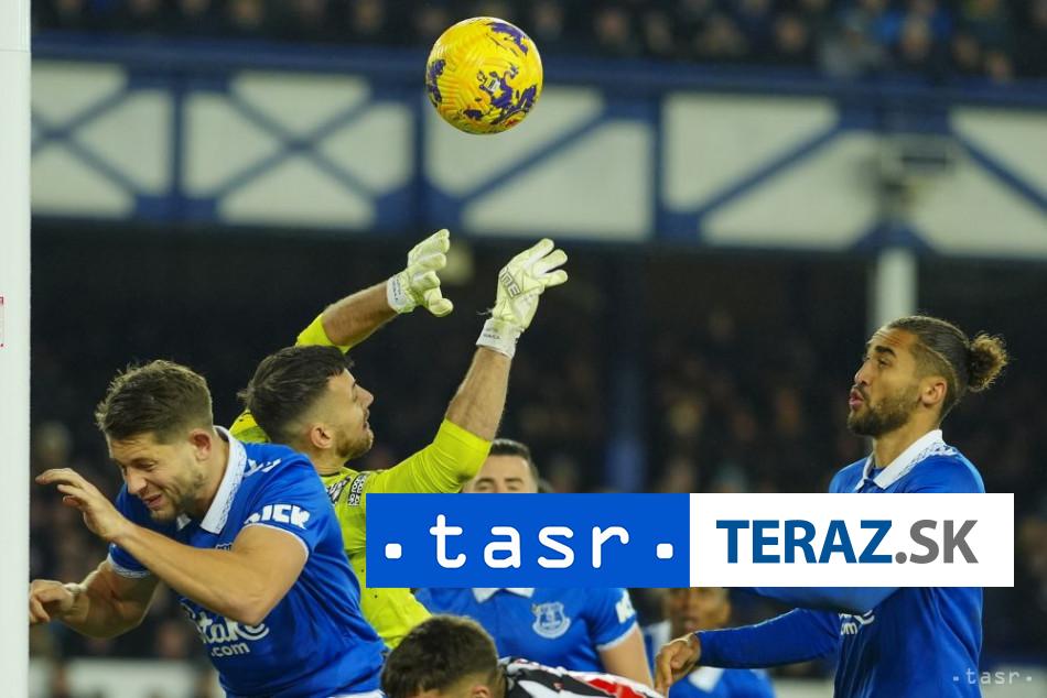 Newcastle s Dúbravkom prehral v 15. kole PL na pôde Evertonu 0:3
